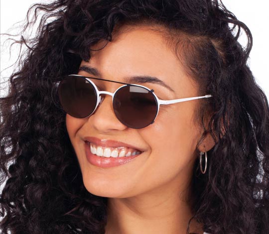 ZENKA - Lunettes Zenka : changez de look d'un simple clic.